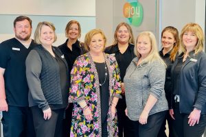 Sandi Patty's Laser Cataract Patient Journey | nJoy Vision